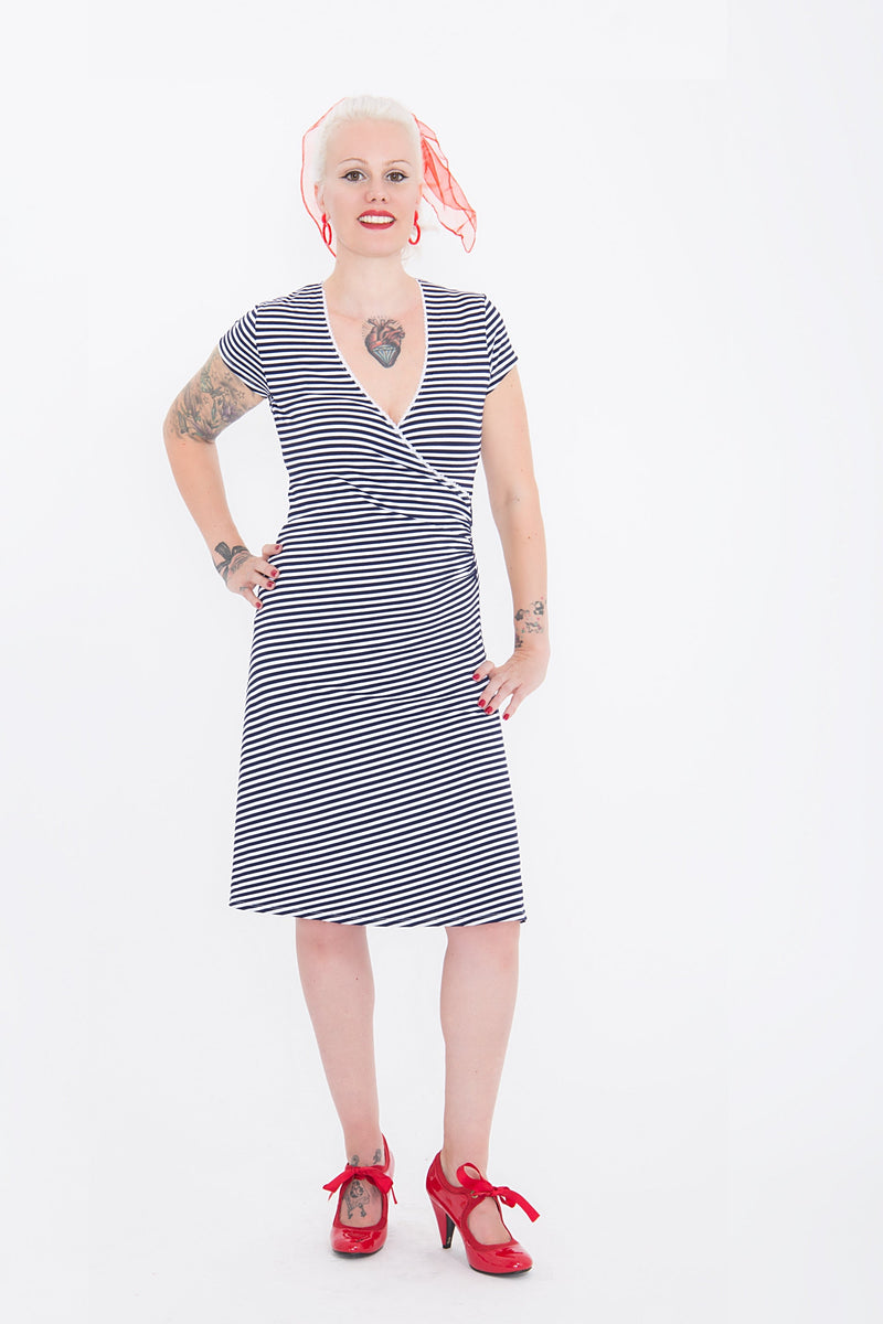 Queen Kerosin - Sailor Dress mit süßer Schleife am Rücken «Mermaid ...